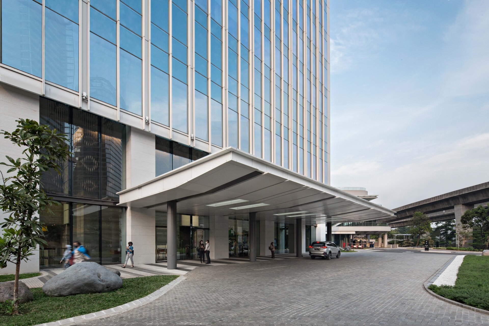 Building Specifications - Trinity Tower